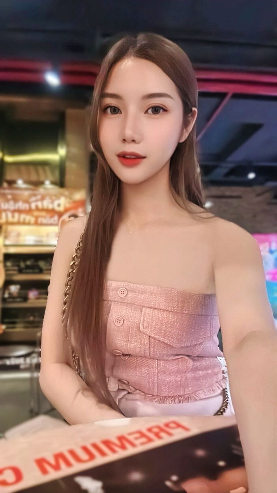 韓妹妹 - 定點樓鳳 - 梵克雅寶 - 166/45 - D罩杯 - 22歲 - KAIFLIX 台北舒壓會館，紅牌正妹每日更新！舒壓按摩、半套、全套、定點最佳選擇